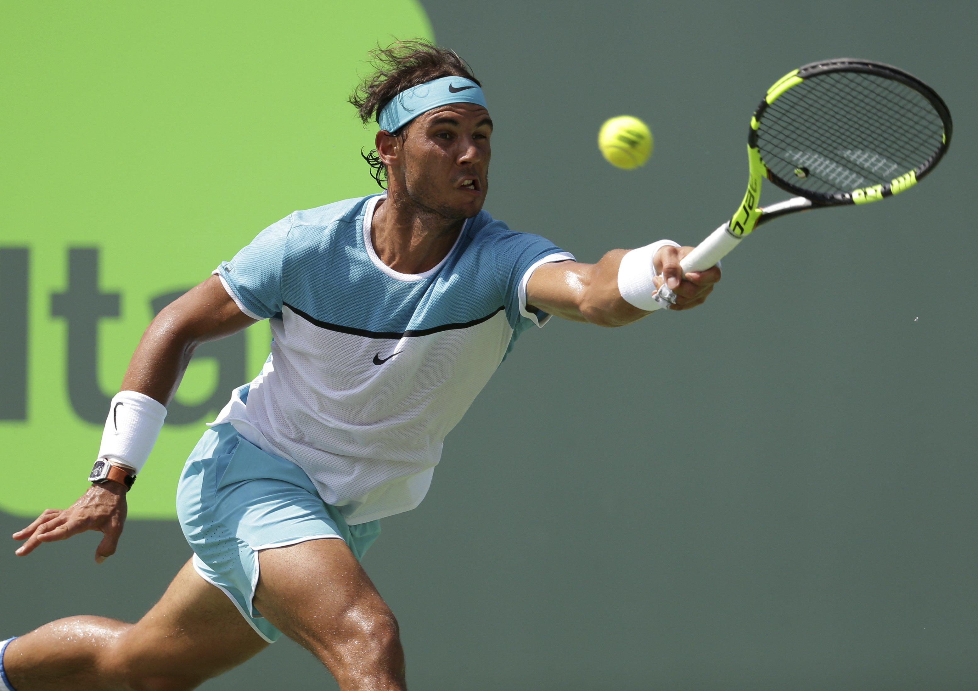 Rafael Nadal retires in Miami heat – Rafael Nadal Fans